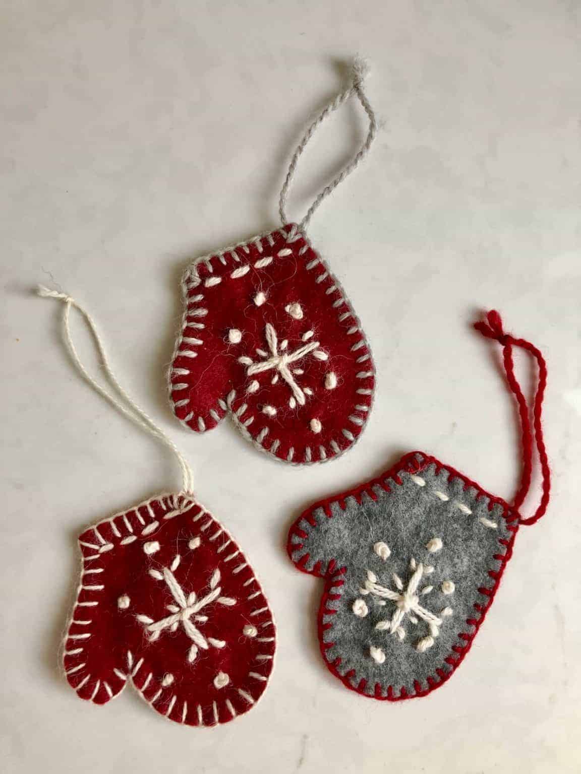 DIY mitten ornaments for cozy holiday vibes 🧤 Craft warmth and joy for ...
