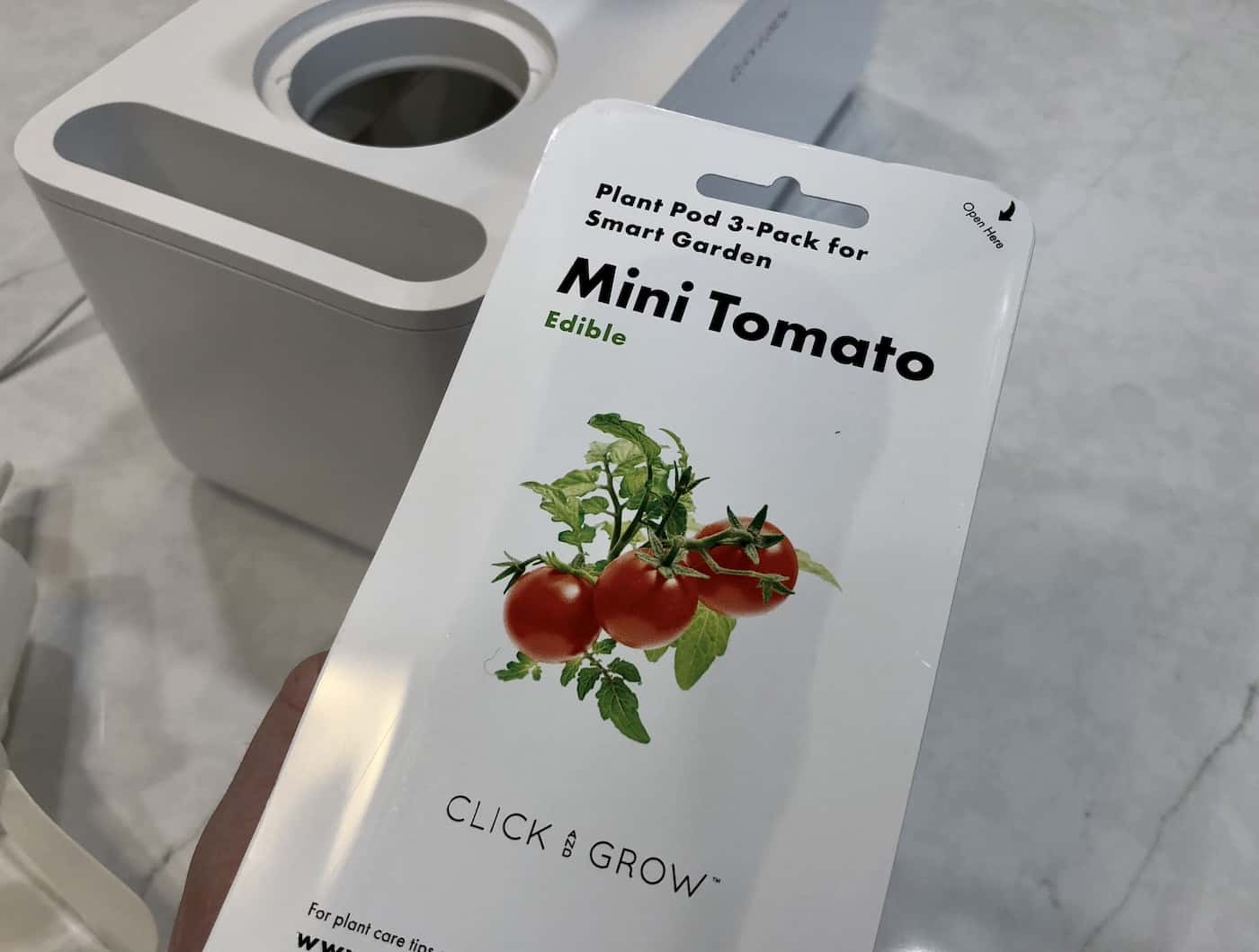 Click and Grow pods 🌱 🔌 A vast variety of options for smart gardening